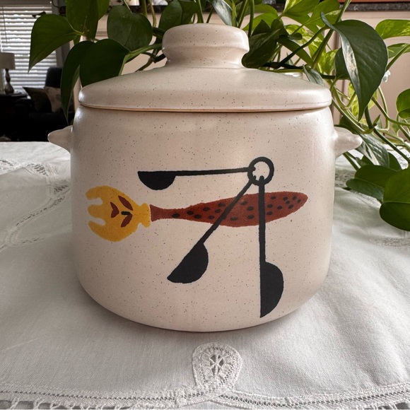 West Bend | Kitchen | Vintage Bean Potwest Bend Stoneware Mid Century ...